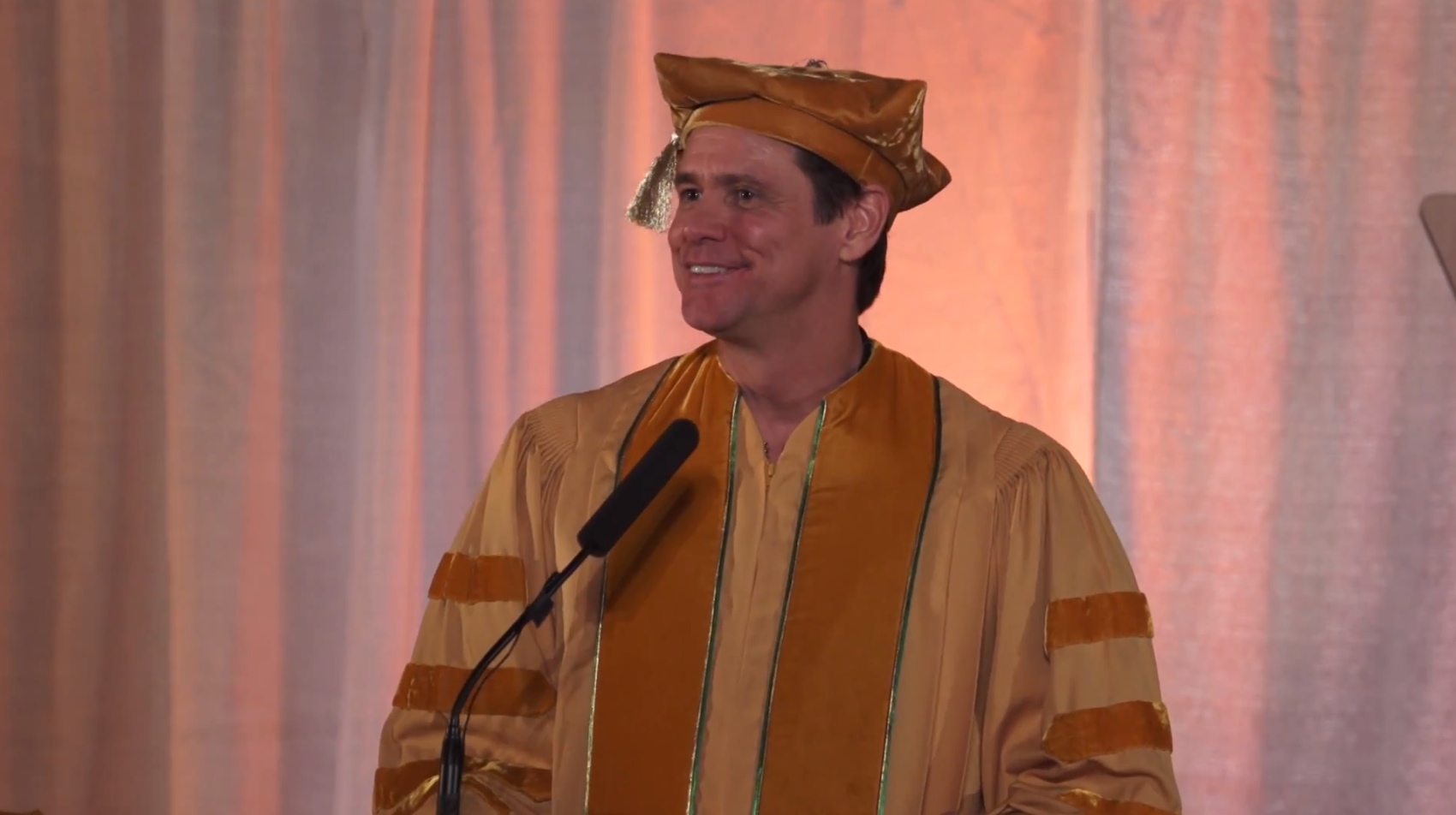 jim-carrey-s-2014-commencement-speech-at-maharishi-university